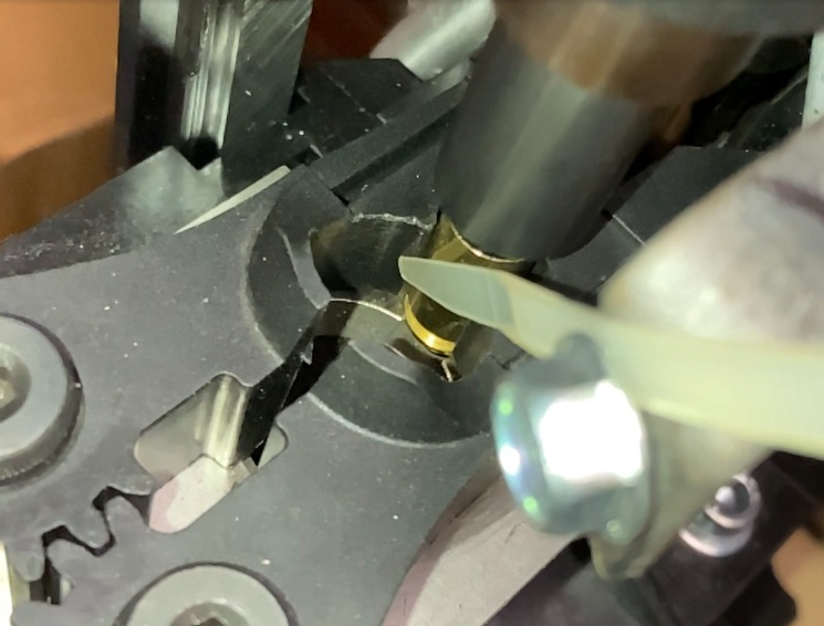 Combo: Rollsizer - Automatic decapper, drop tube and decapping pins ...